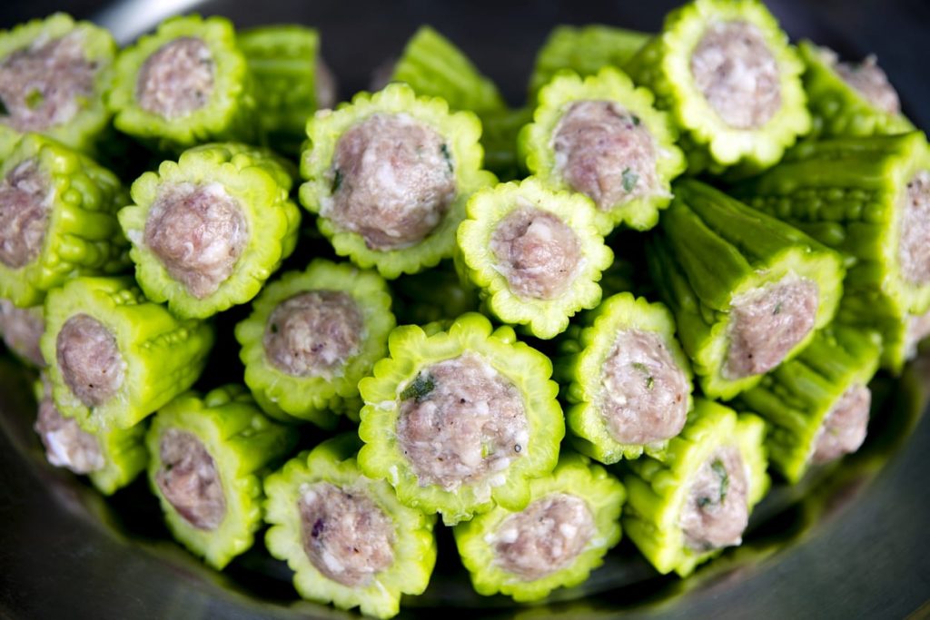Simak Baik-Baik! Inilah Manfaat Sayur Pare Bagi Kesehatan - Salimah Food